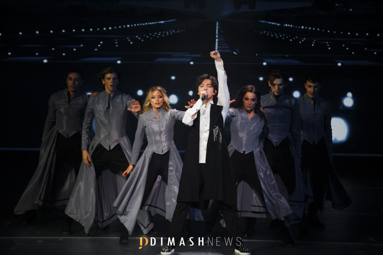 Dimash Kudaibergen’s Online Concert Attracts Viewers From 100 Countries ...