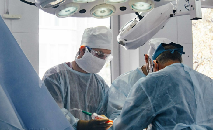 Fifteen Patients Undergo Unique Knee Cartilage Surgery as Part of ...
