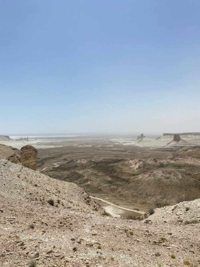 Short Guide to Visit Bozzhyra Gorge in Mangystau Region - The Astana Times