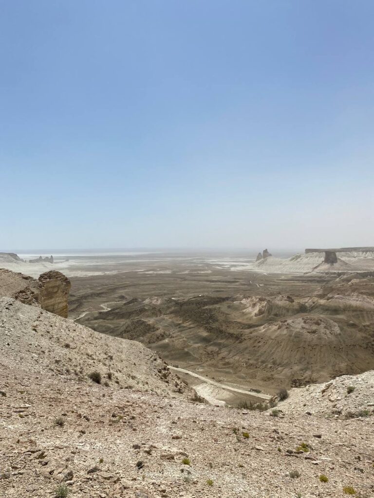 Short Guide to Visit Bozzhyra Gorge in Mangystau Region - The Astana Times