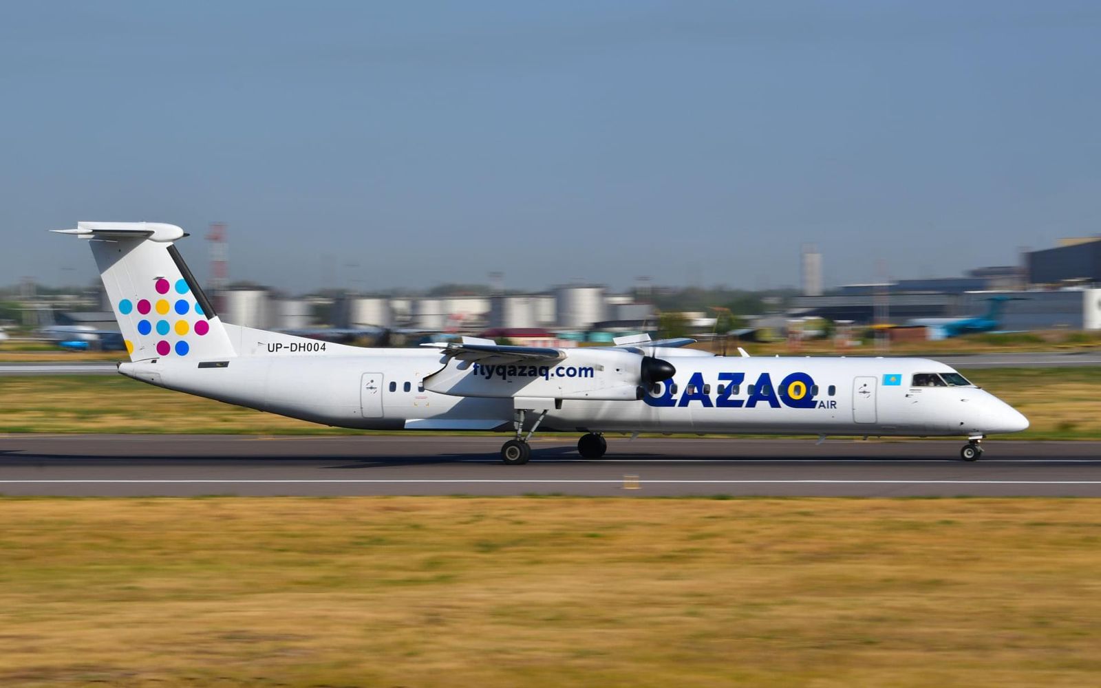 Qazaq Air to Resume Astana-Novosibirsk Flights This Month - The Astana Times