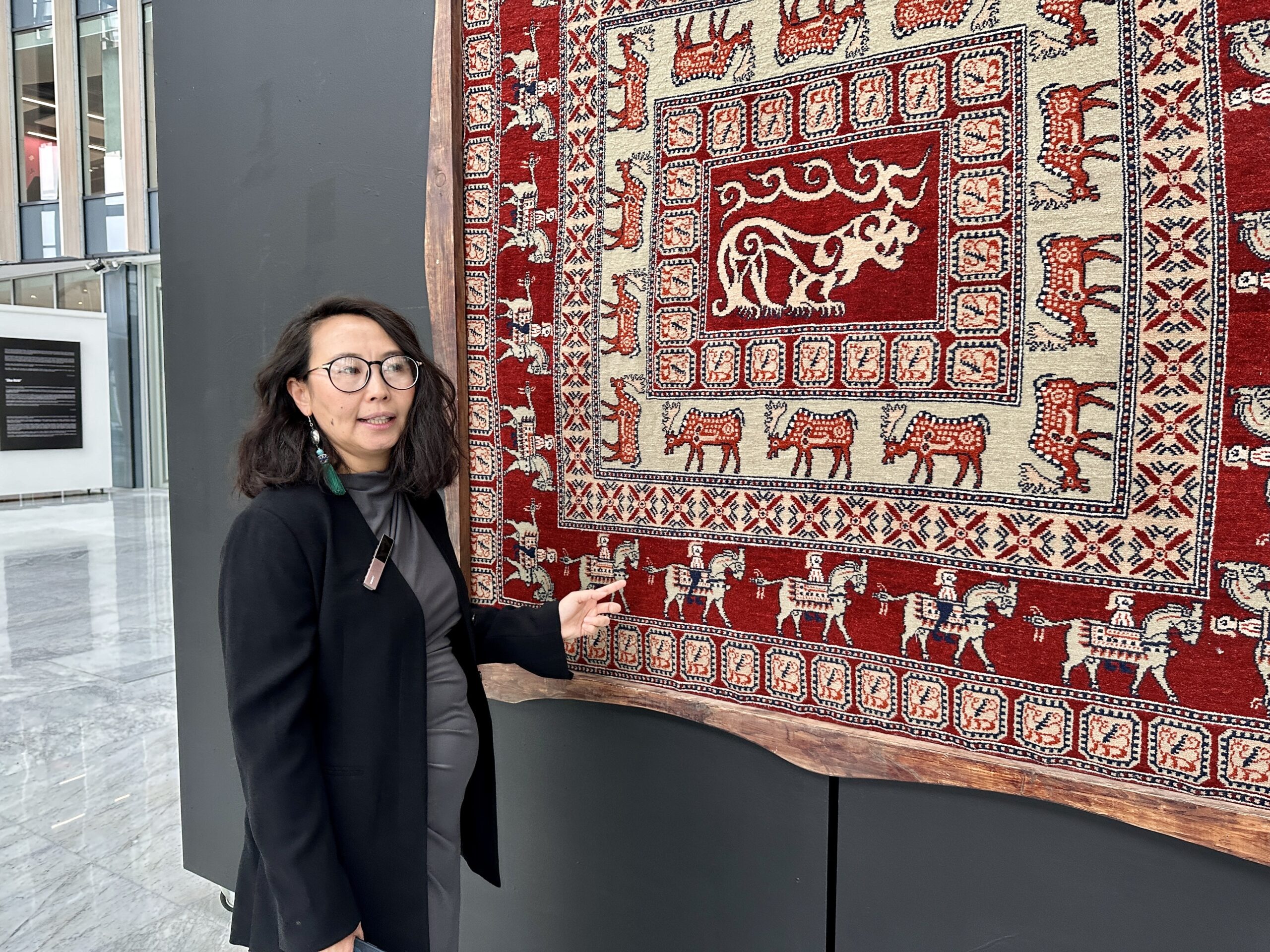 ‘She Rug’ Exhibition Celebrates Centuries of Kazakh Carpet Weaving ...