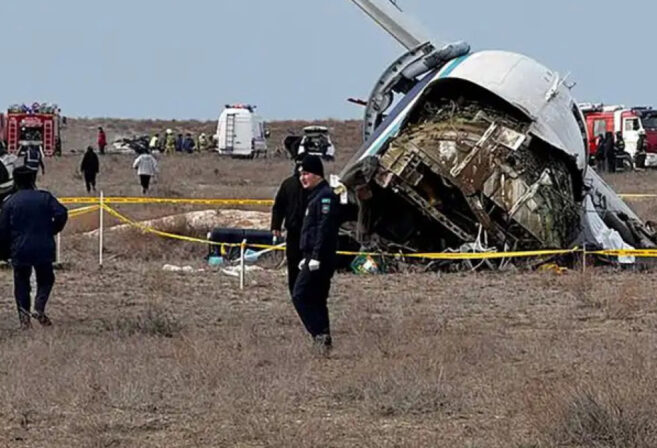 Azerbaijan Honors Kazakh Rescuers for Assistance in AZAL Plane Crash ...