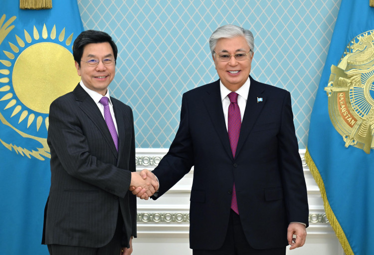 President Tokayev Meets with World-Leading AI Expert - The Astana Times