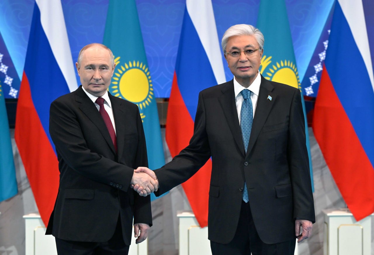 Tokayev, Putin Sign Seven Principles of Friendship Declaration, Expand ...
