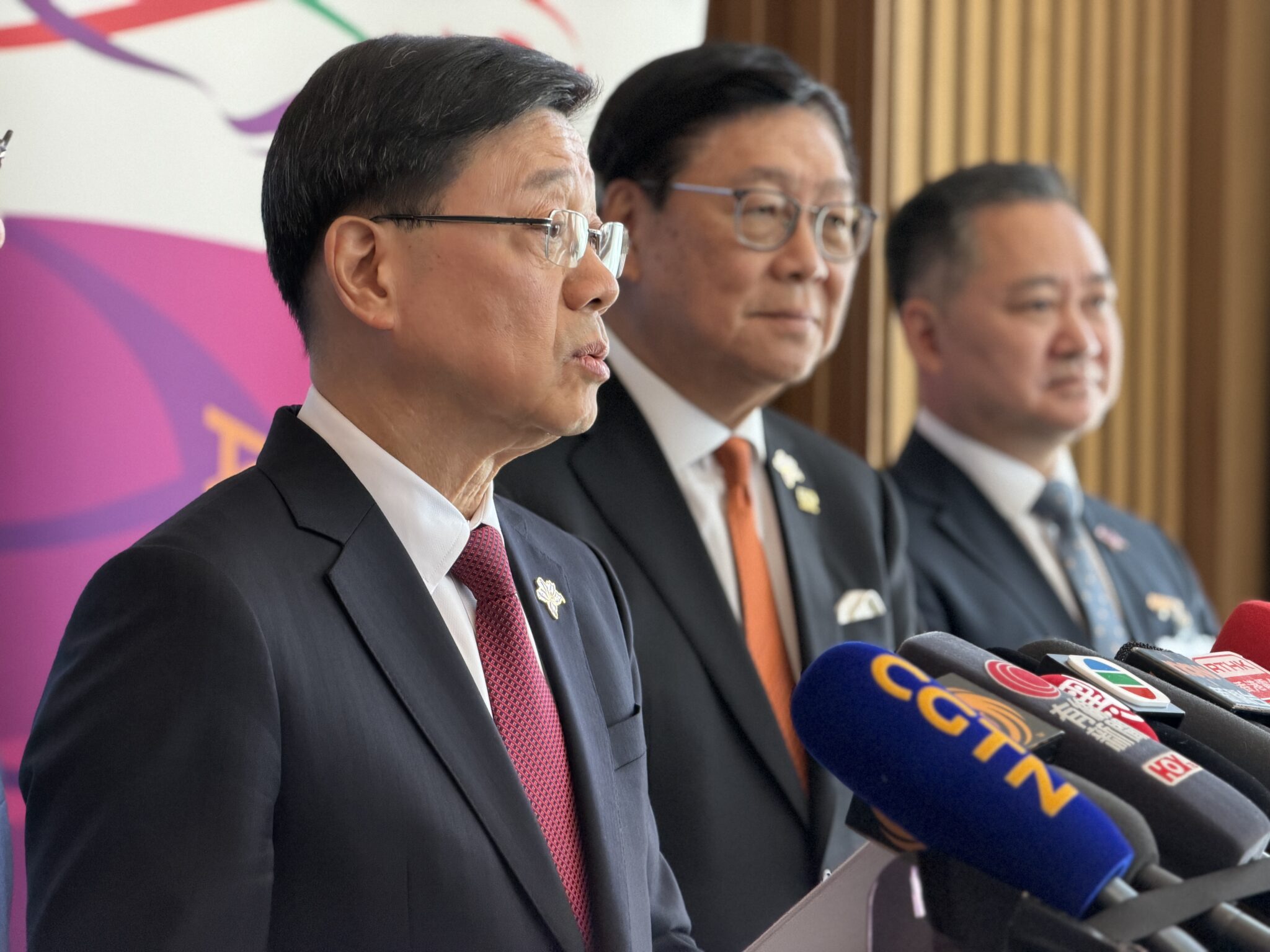 Hong Kong Chief Executive Sees Kazakhstan as Central Asia’s Gateway ...